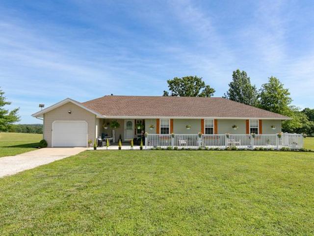 606 N Farm Road 35, Bois D Arc, MO 65612