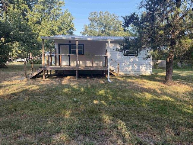 606 N Friou St, Jefferson, TX 75657