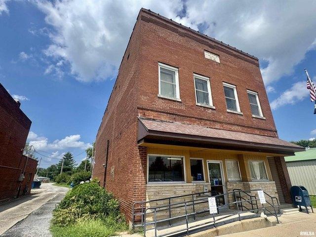 606 N Main St, Woodlawn, IL 62898
