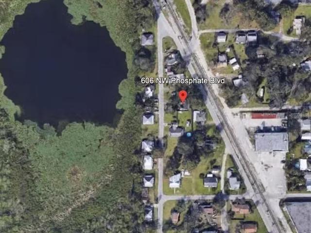 606 NW Phosphate Blvd, Mulberry, FL 33860 MLS T3541915