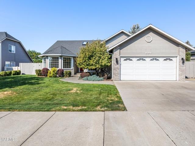 606 S 56th Ave, Yakima, WA 98908