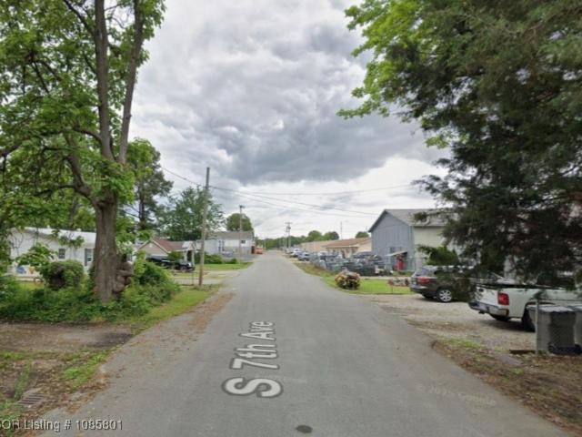 606 S 7th Avenue