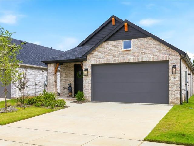606 Sagebrush Trail