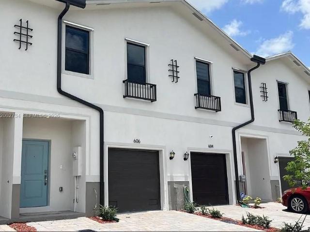 606 SW 12th St, Florida City, FL 33034 | MLS #A12002