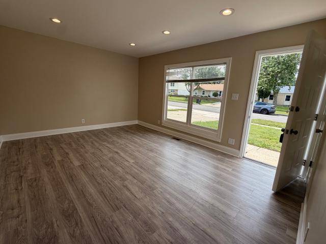 606 Pleasant Place