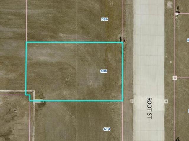 606 Root St, Grand Island, NE 68801