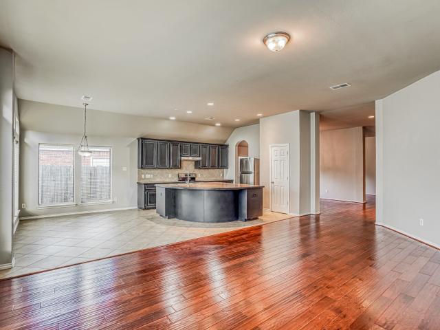 606 Red Oak Canyon Lane