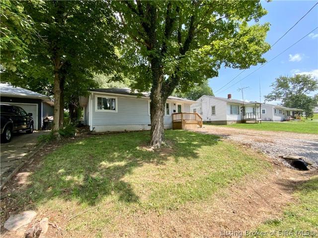 606 Ridgeview Drive