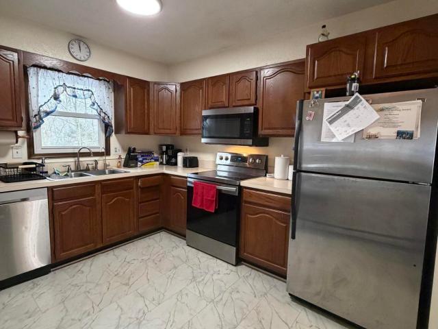 606 Rimrock Road
