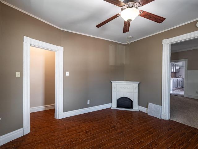 606 W 5th Street