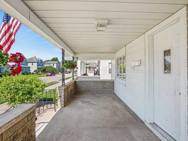 606 W 6Th Street