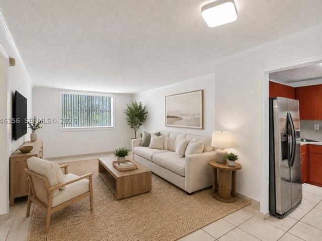 606 W 81st St Apt 323, Hialeah, FL 33014