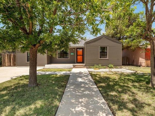 606 W 17th St, Big Spring, TX 79720
