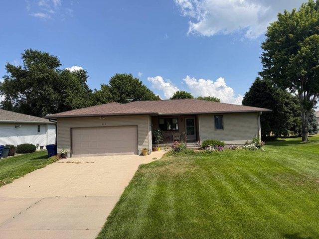 606 W 18th St, Schuyler, NE 68661