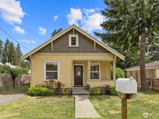 606 W 2nd St, Cle Elum, WA 98922