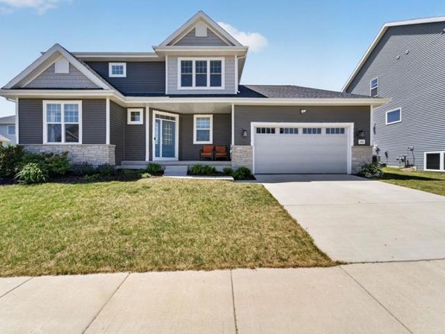 606 Tawny Elm Pkwy, Verona, WI 53593