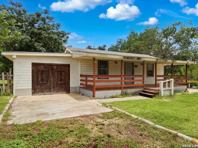 606 Viewpoint Dr