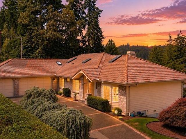 6074 Osprey Cir, Bremerton, WA 98312