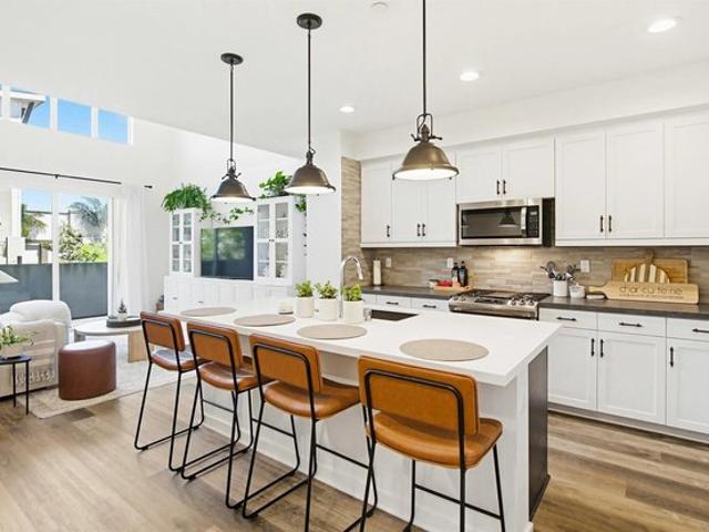 6074 Colt Pl Unit 104, Carlsbad, CA 92009