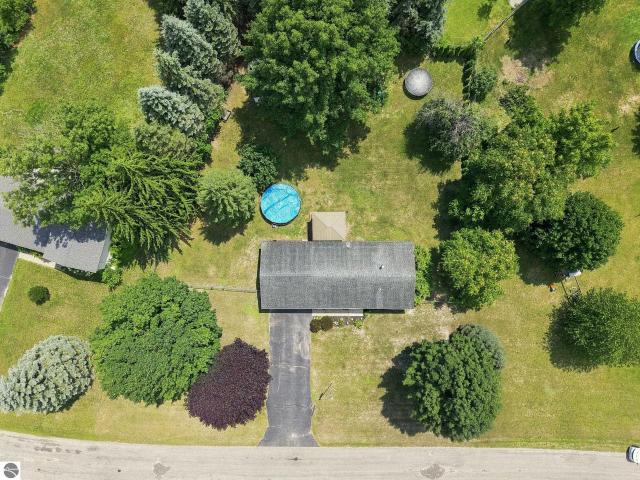 6075 Beverly Drive