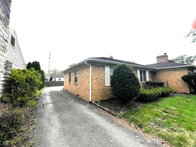 6075 Riverview Dr, Indianapolis, IN 46208
