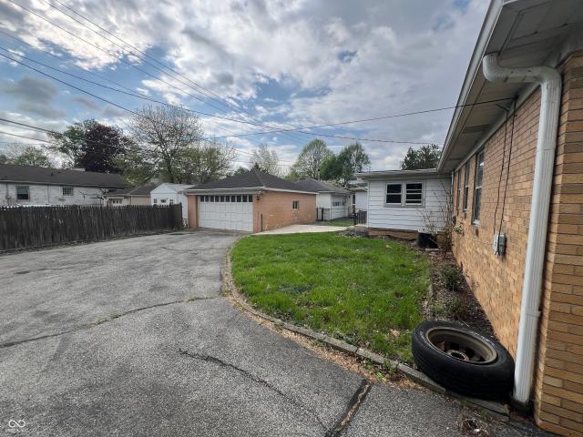 6075 Riverview Dr, Indianapolis, IN 46208 | MLS #22097 | Compass