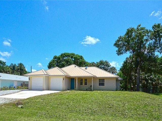 6075 7th Ln, Vero Beach, FL 32968