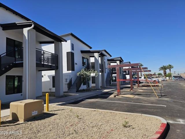 6077 N 60th Ave, Glendale, AZ 85301