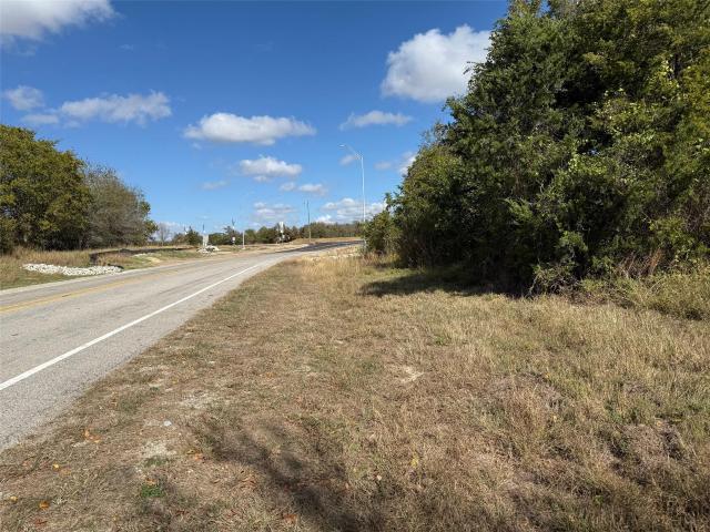 6077 us hwy 77 n
