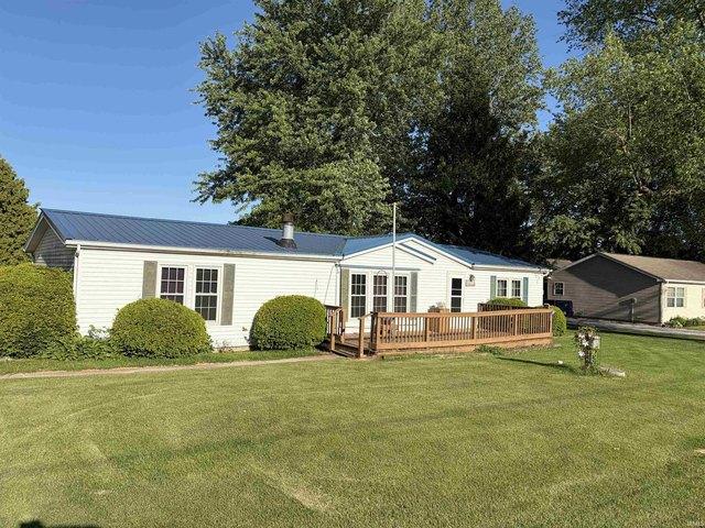 6079 N Lake Road 67 E, Monticello, IN 47960