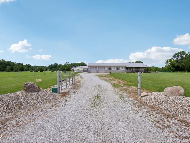 6070 E County Road 200 N