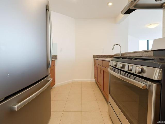 6070 Woodhaven Boulevard 4E