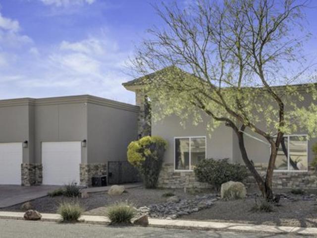 6071 Laguna Vista Dr, El Paso, TX 79932