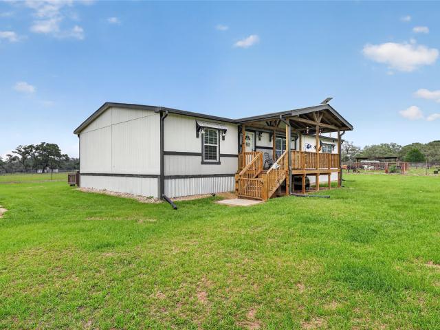 6072 County Road 122, Hallettsville, TX 77964 | MLS #80390