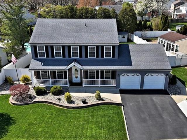 6073 Mark Cir, Bensalem, PA 19020
