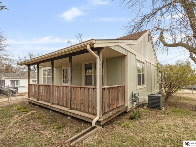 6073 Franklin St, Omaha, NE 68104