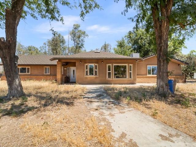 6073 W Clinton Ave, Fresno, CA 93723