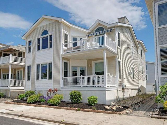 607 18th St Unit 2, Ocean City, NJ 08226