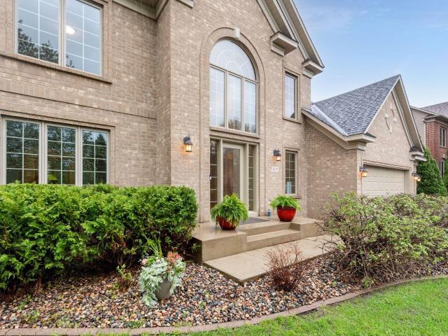 607 Carver Bluffs Parkway