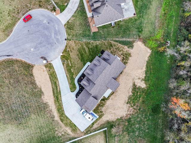 607 Apple Blossom Trl