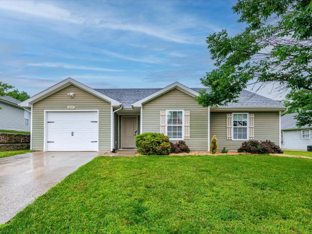 607 bear valley ct