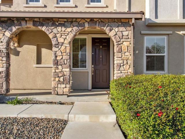 607 Bristol Ct