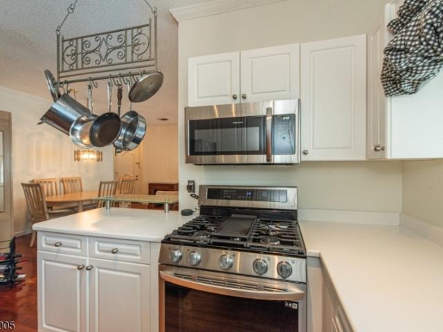 607 Brittany Dr