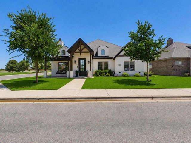 607 Buckingham Ave, Wolfforth, TX 79382