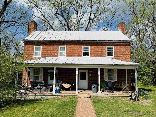 607 Giles Rd, Blacksburg, VA 24060