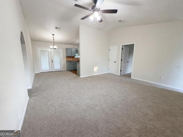 607 Dallas Circle