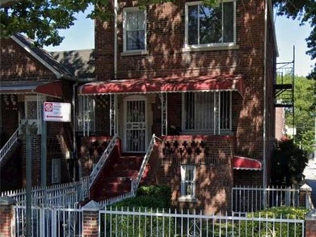 607 E 53rd St, Brooklyn, NY 11203