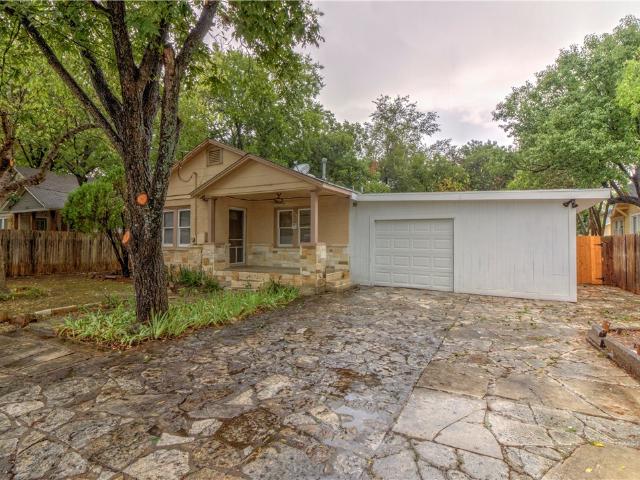 607 E 15th St, Georgetown, TX 78626 | MLS #8499 | Compass
