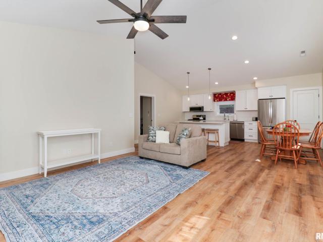 607 E 2nd St, Delavan, IL 61734 | MLS #PA1264 | Compass