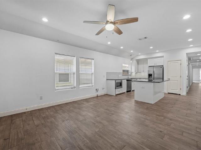607 E Carter Street # 607
